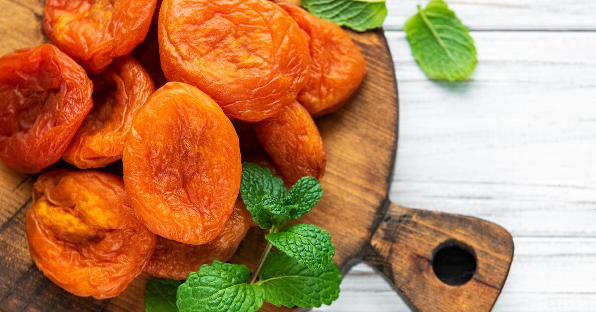 How to Dry Apricots - Food Prep Guide - Preserving & Storing Food